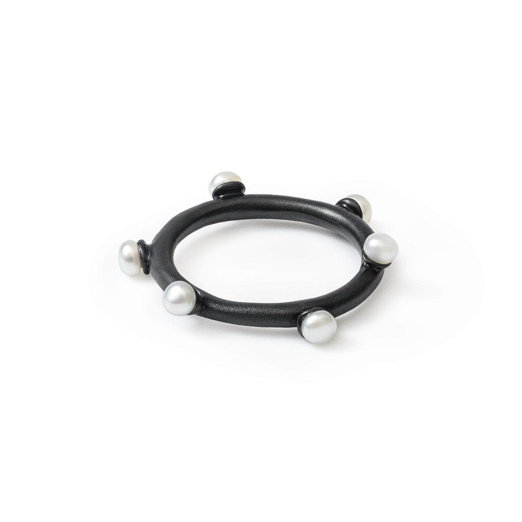 German Kabirski Thalassa White Micro Pearl Ring (Black Anthracite) – High End Beauty